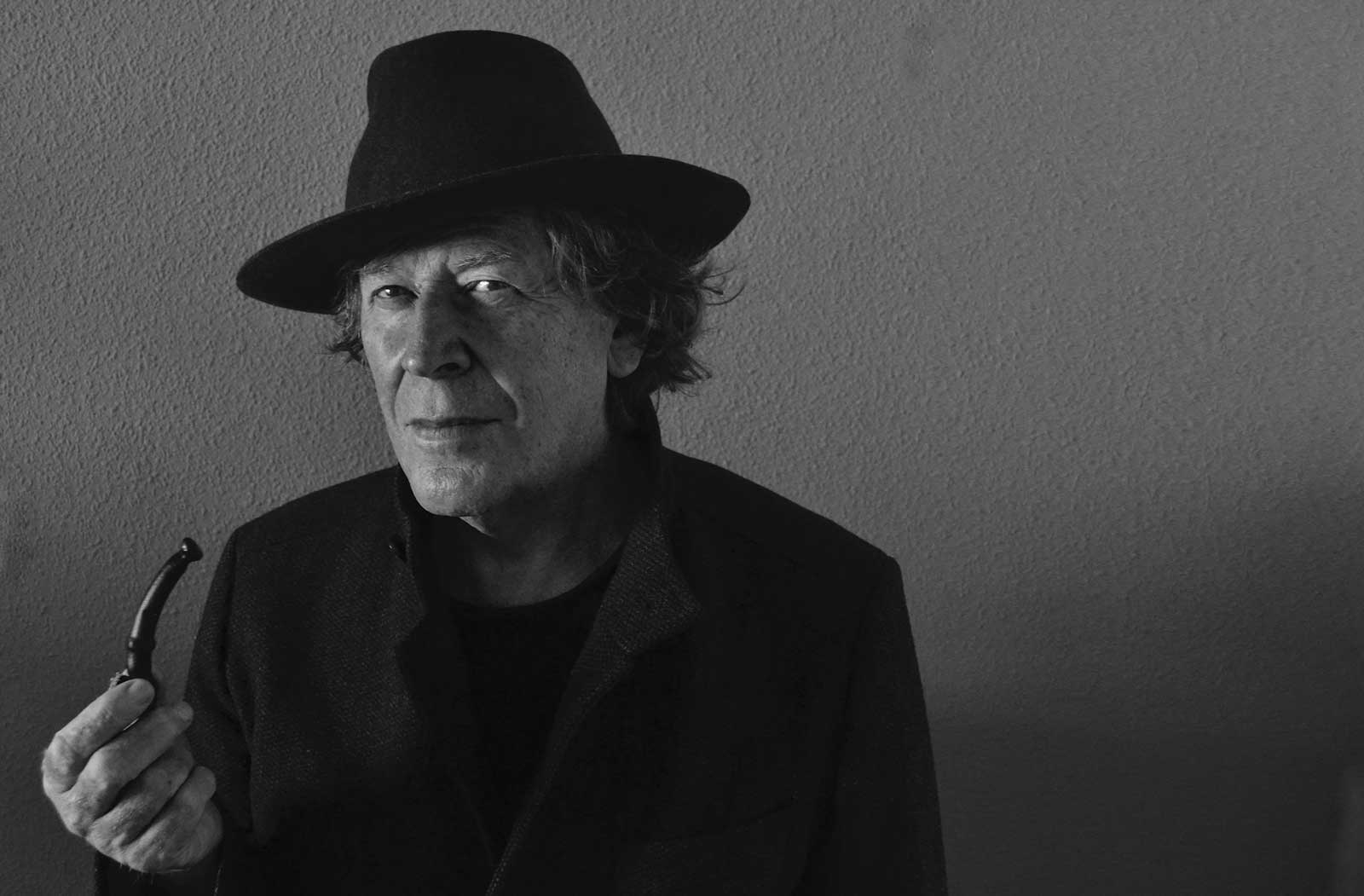 Pat Mills launches “Pageturners”, a guide to writing successful comic ...