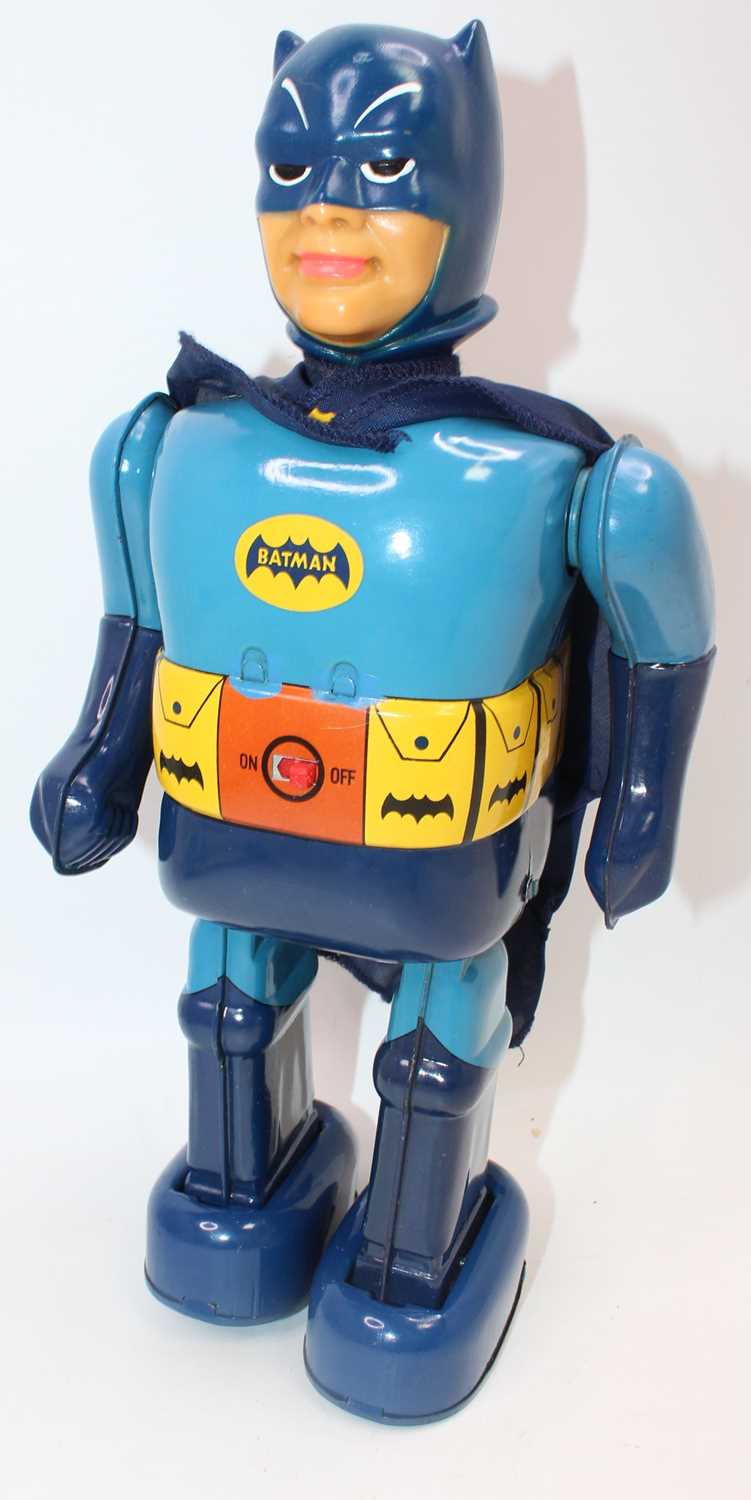 Rare boxed Batman robot attracts fierce bidding in latest Lacy Scott ...