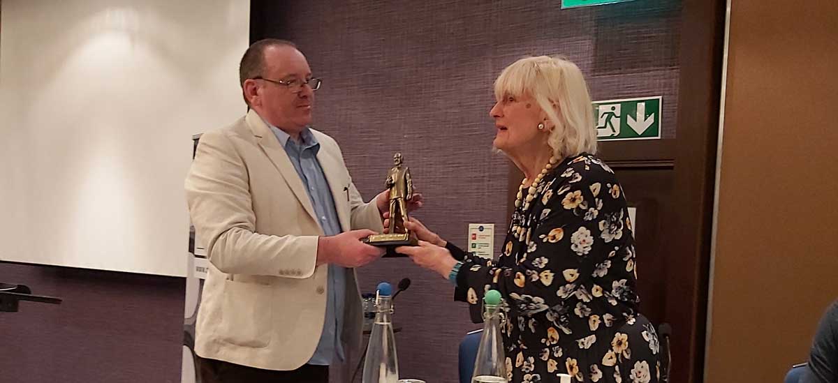 Gary Russell wins The Terrance Dicks Award For Writers – downthetubes.net