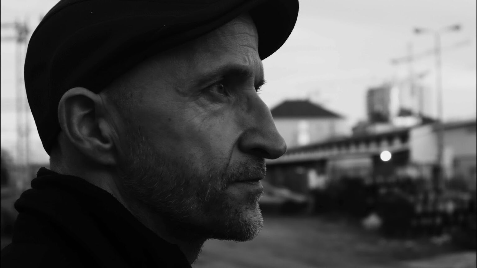 DSTLRY Launches Sci-Fi Noir Space Opera LIFE from Brian Azzarello ...