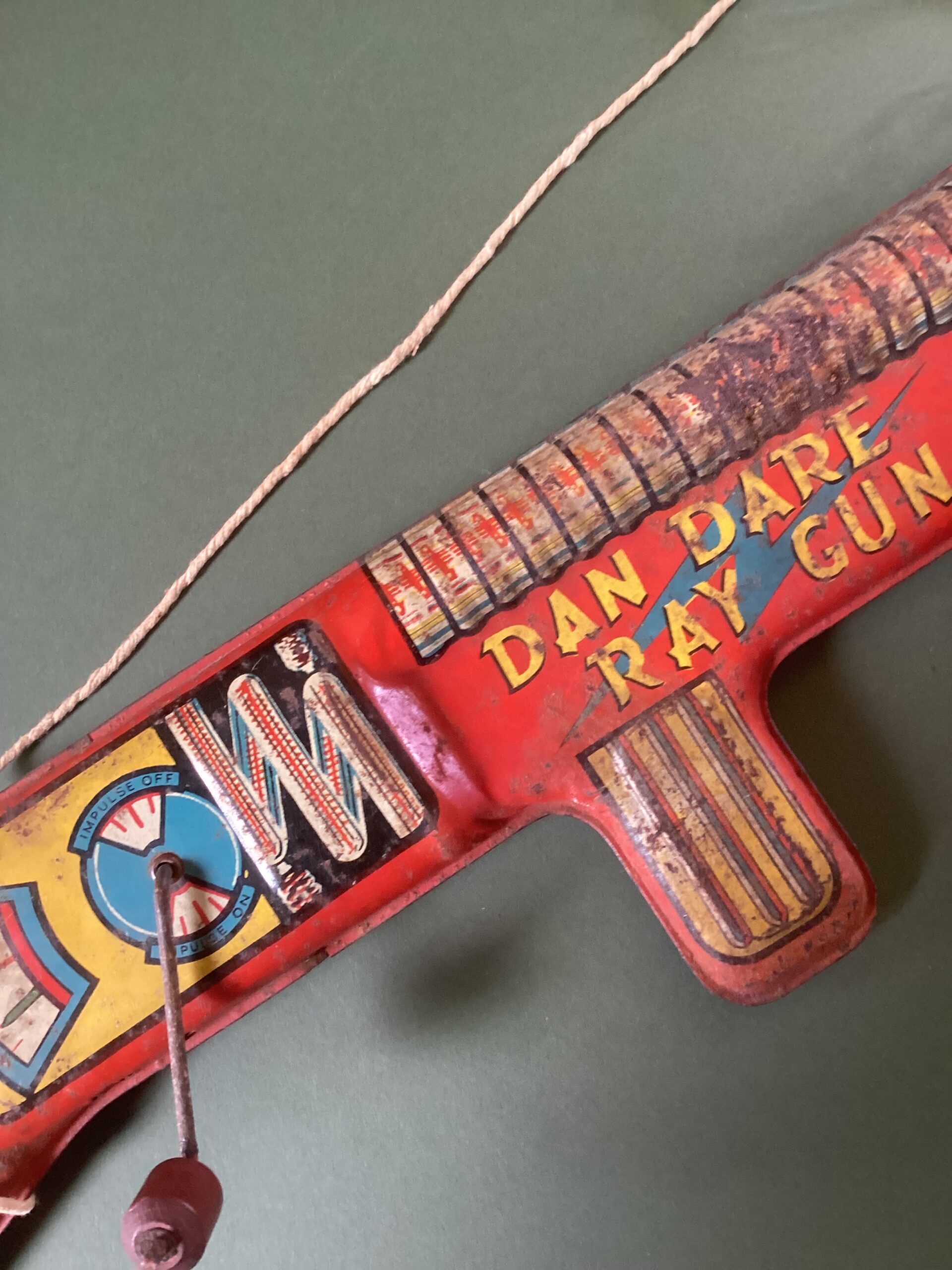 Battered first Dan Dare Ray Gun offered at auction – downthetubes.net