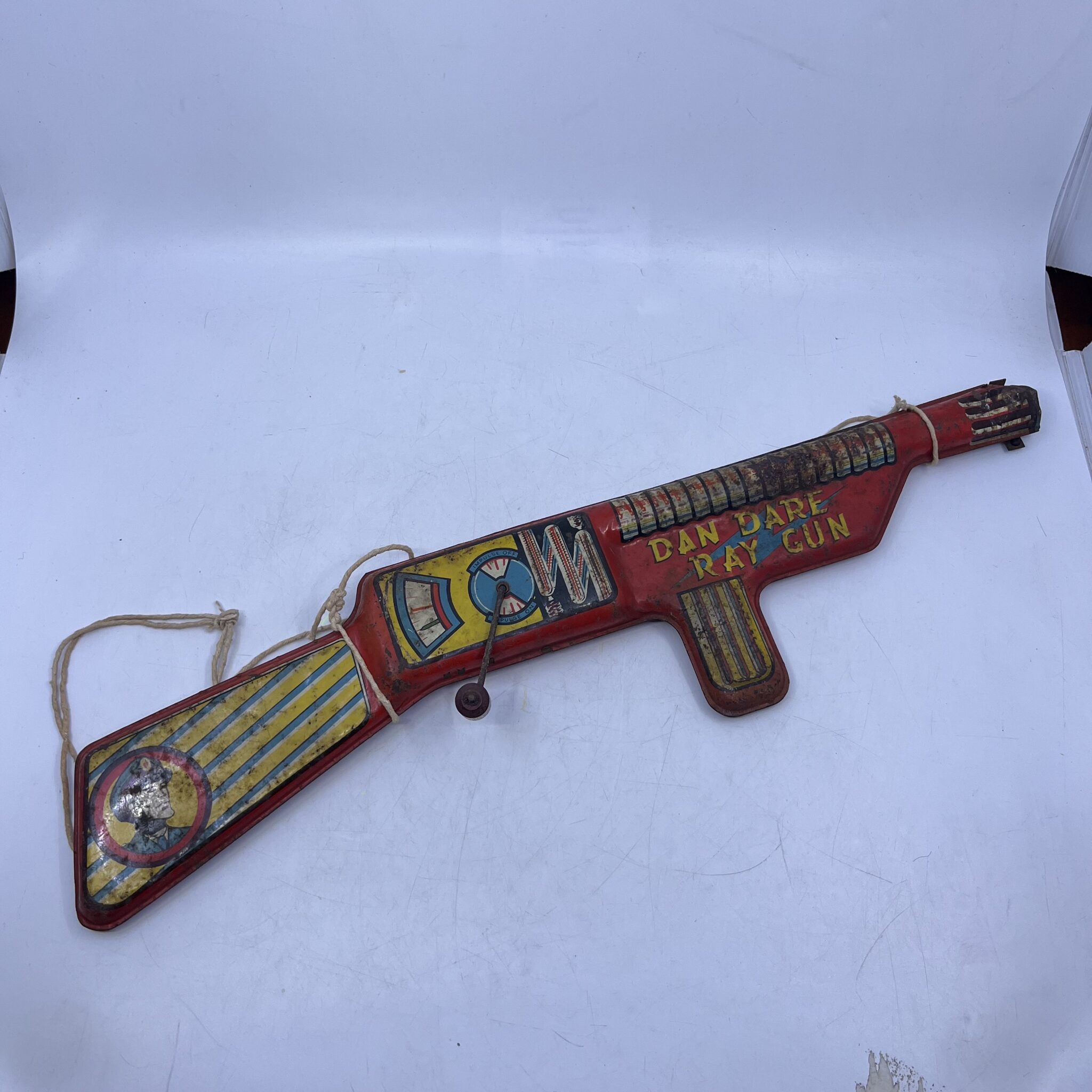 Battered first Dan Dare Ray Gun offered at auction – downthetubes.net